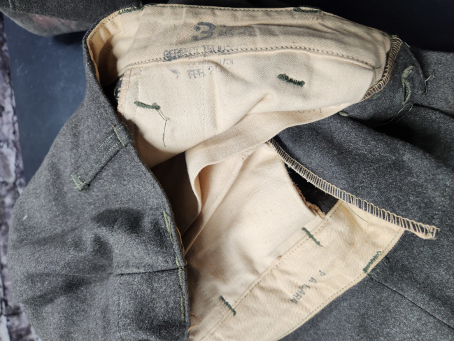 WWII USMC Aviation Service Green Uniform Complete Set - ARMILITARY ...